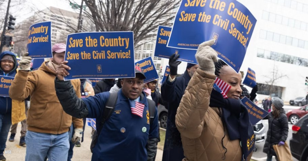 Free speech | Sbux workers sue | Mechanic shortage — The STAND