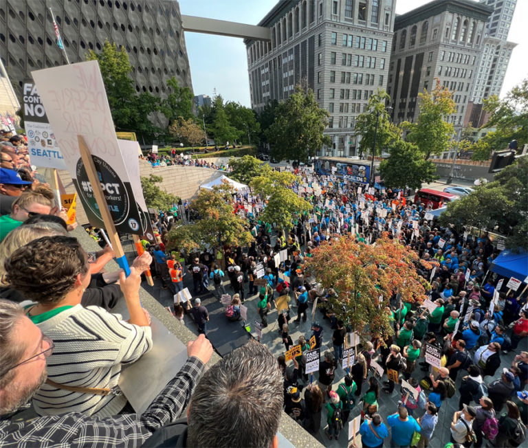 More than 1,000 Seattle city workers rally for #RSPCT