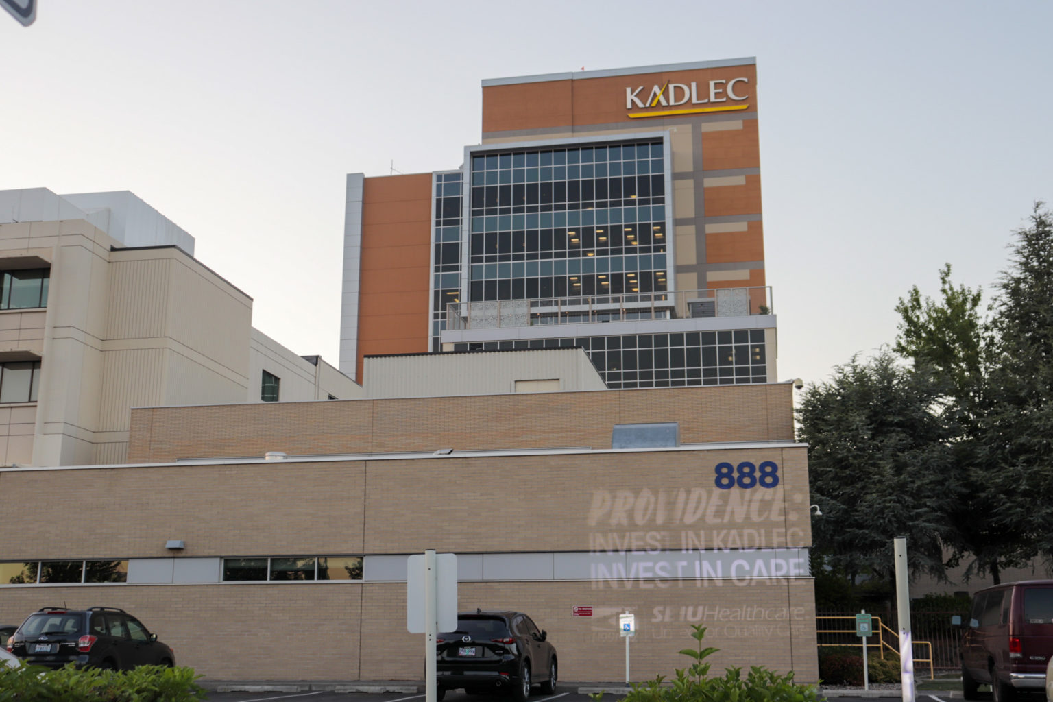 Healthcare workers at Kadlec set strike date — The STAND